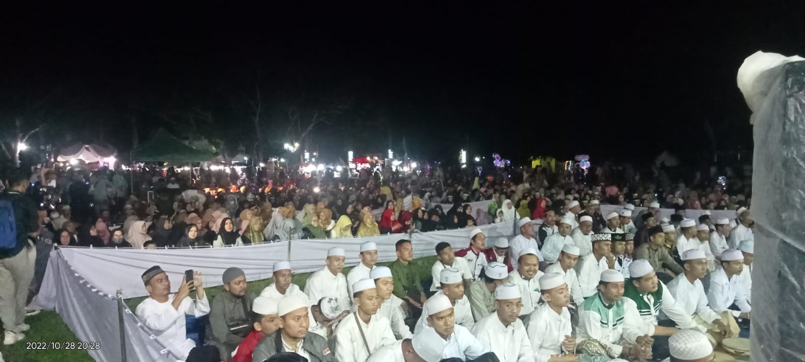 Al Habib Umar Bin Muhdor Gemakan Sholawat di Desa Hanura - MEDIA RAKATA