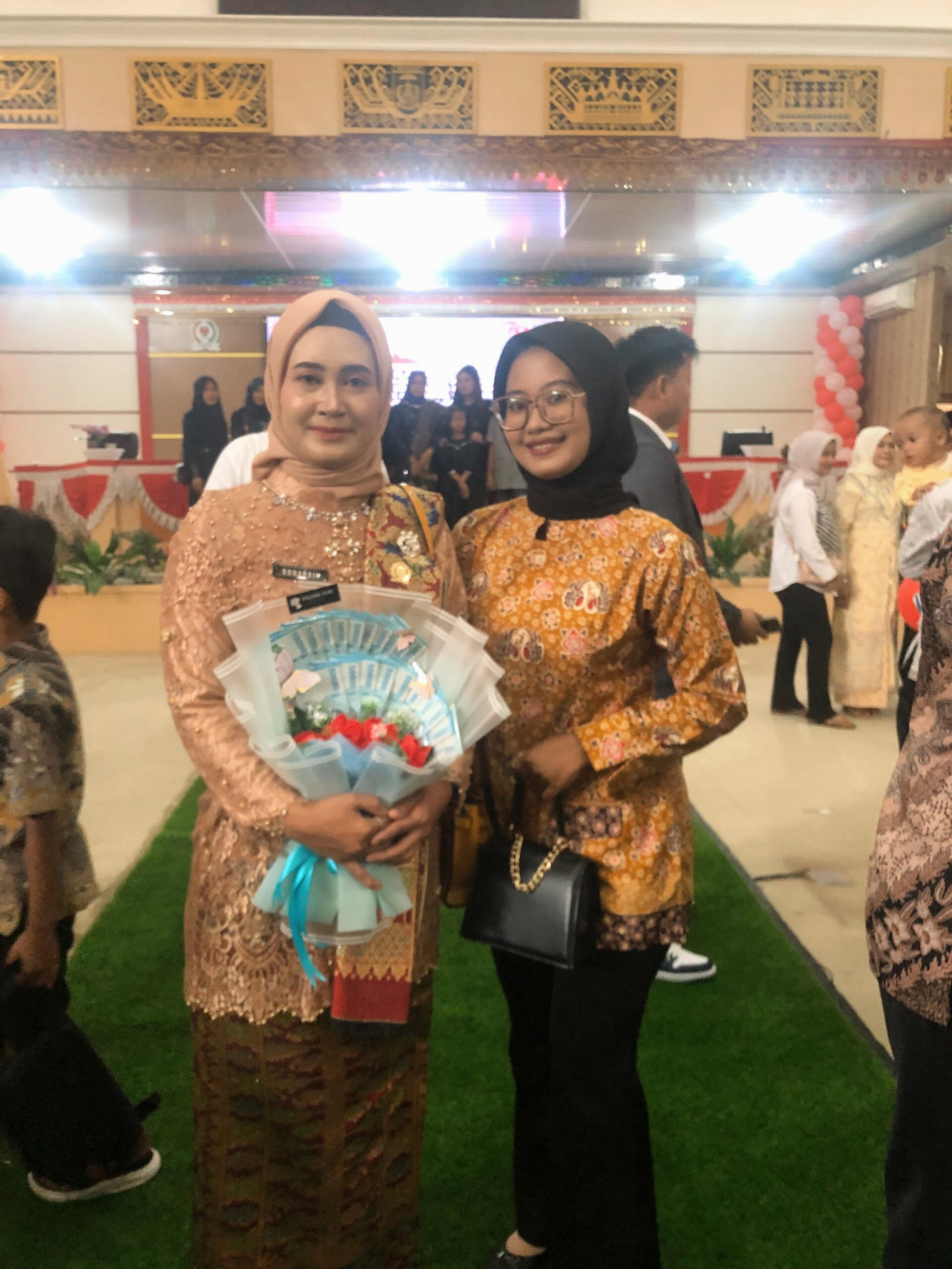 Bentuk Syukur Dilantik Jadi Anggota DPRD, Sunarsih Undang Tim dan Masyarakat - MEDIA RAKATA